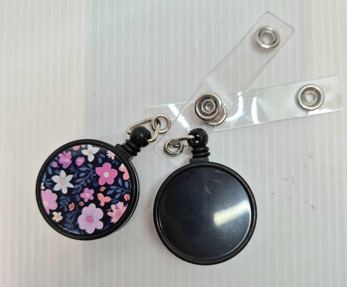 Retractable Sublimation Badge Holder – T & L Vinyl